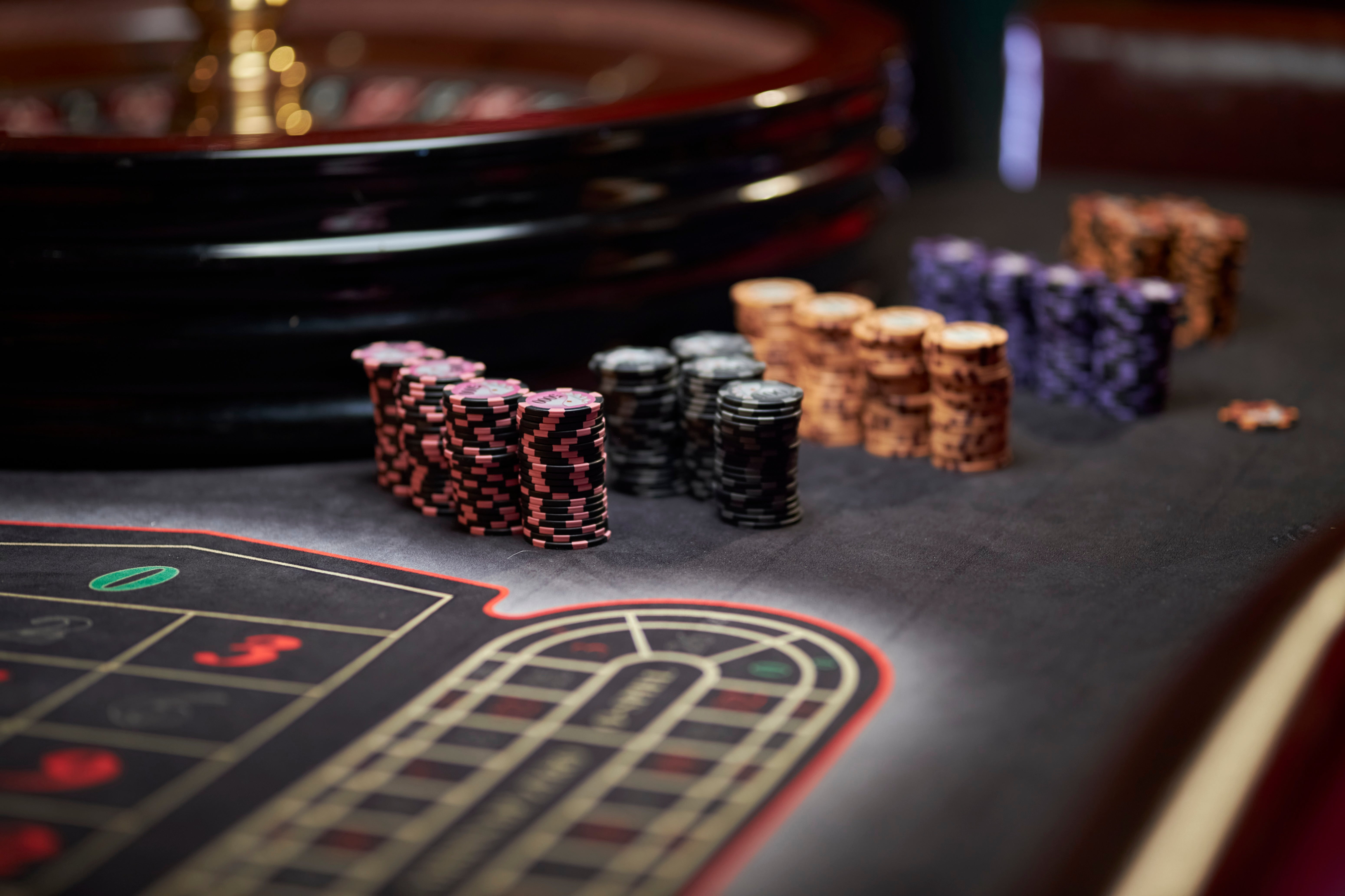 Foldable Poker Tables, Poker Mats & More – MRC Poker